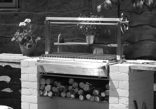Amazing Barbecues – Gardeners Club